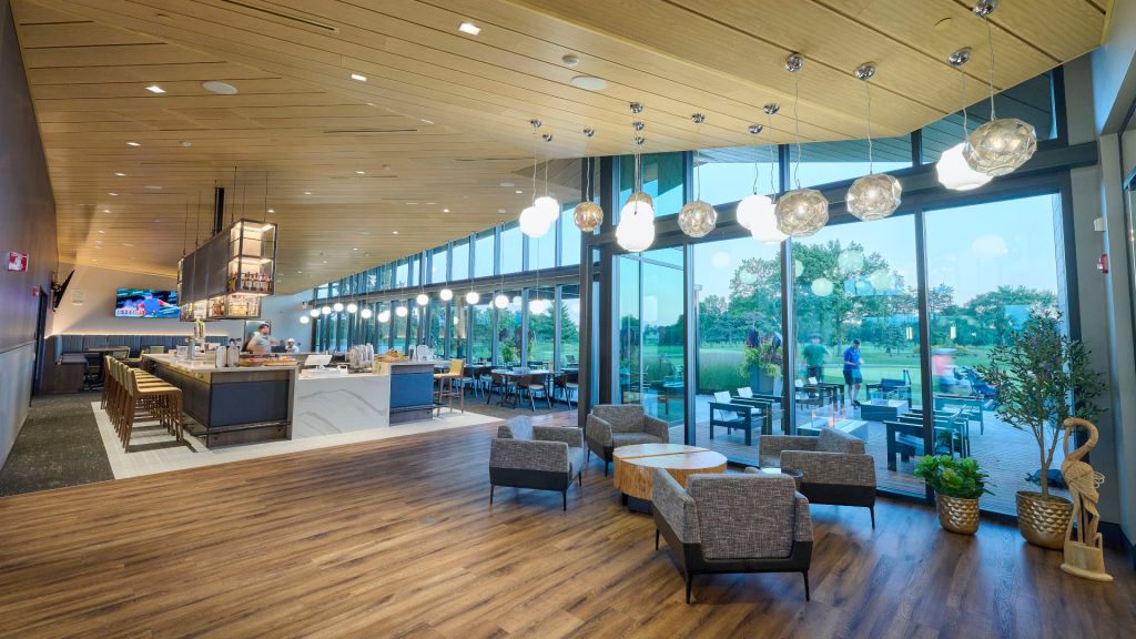 Acorn Grill + Terrace at Heritage Oaks Golf Club